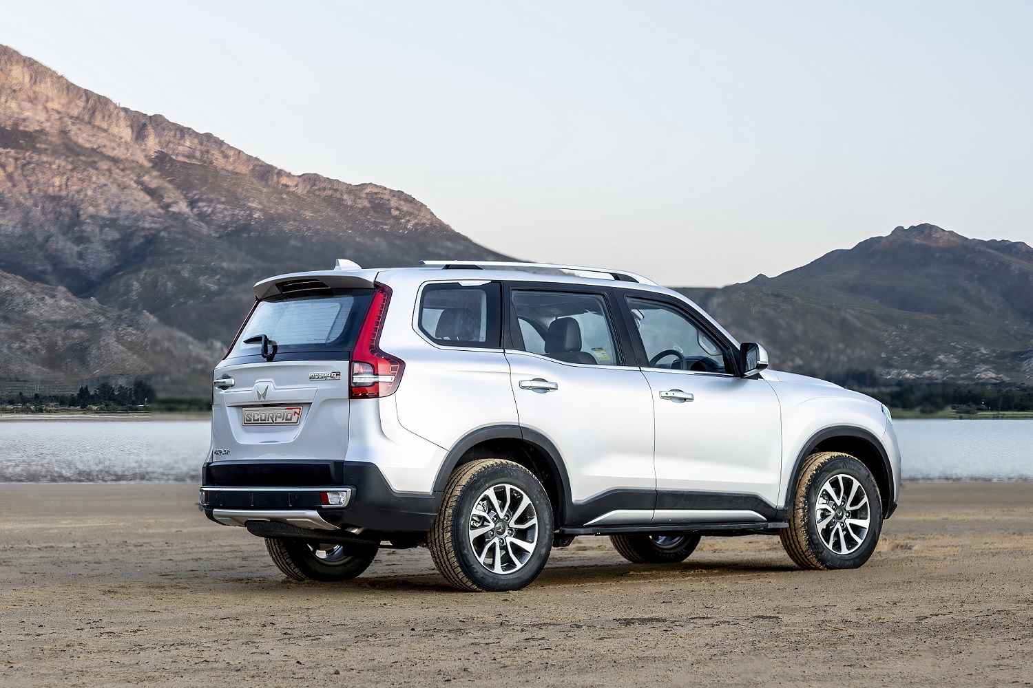 Box fresh Mahindra Scorpio-N adds more budget 4x4 competition to SA's ...