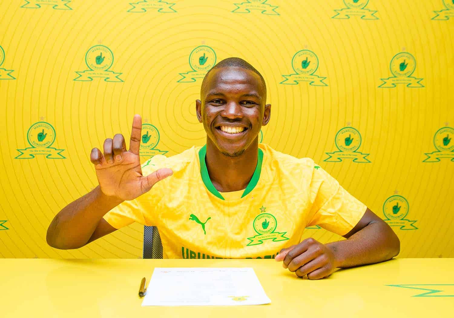 Mamelodi Sundowns announce fourth signing